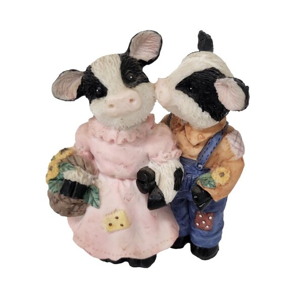 Vintage | Art | Vintage Kissing Cow Farmer Couple Figurine Farmhouse ...